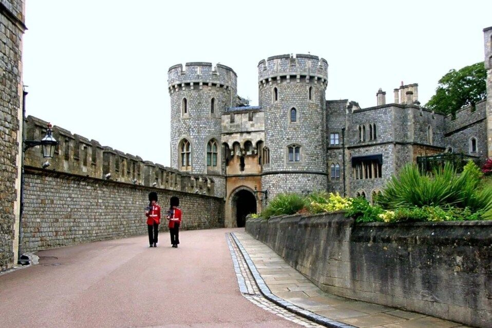 The Ultimate 7-Day English Castle Tour Guide: A Journey Through Time ...