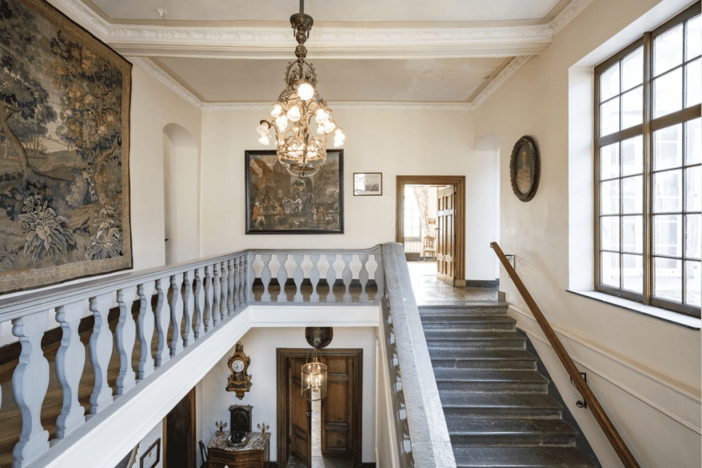 Chateau Renovation Unveiled: Insider's Guide to Hiring French Artisans ...