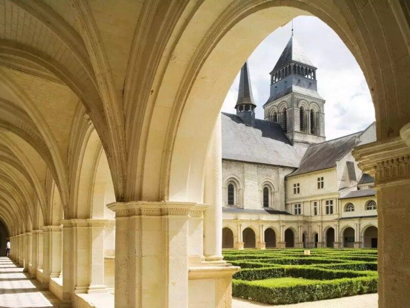Our Story | Saving Castles & Preserving History