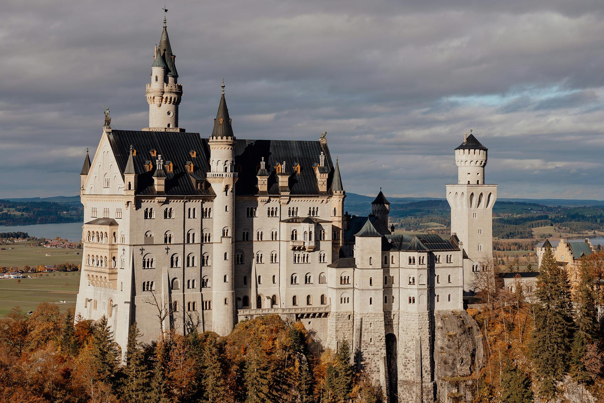 Neuschwanstein Castle: The History of a Fairytale Fortress - Saving Castles